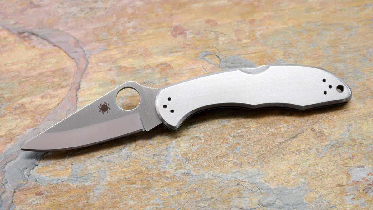 Delica Stainless Plain Edge C11P – Edgeworks Knife & Supply Co